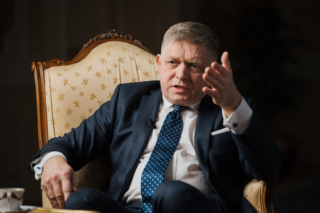 Robert Fico: Zmenil som sa. Porada u Macrona bola zahrávanie sa s ohňom ...